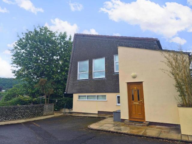 3 bed House To Let