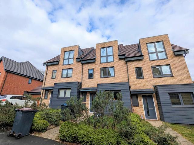 3 bed house to rent in New House Farm Drive, Birmingham, B31
