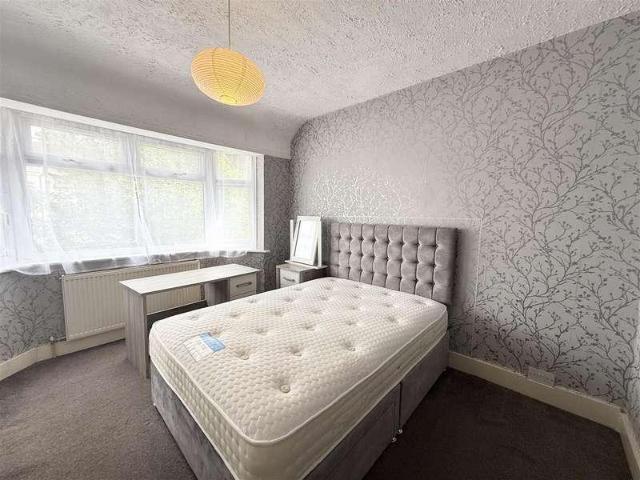 3 bed house to rent