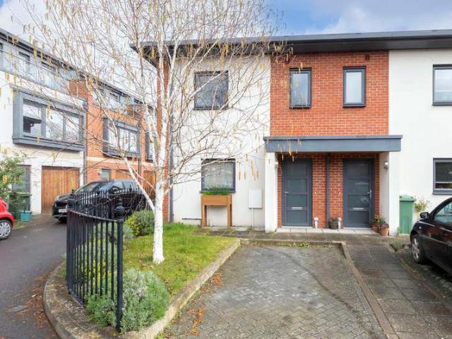 3 bed house to rent