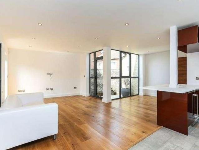 3 bed house to rent
