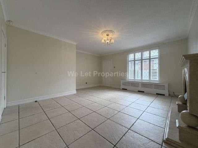 3 bed house to rent