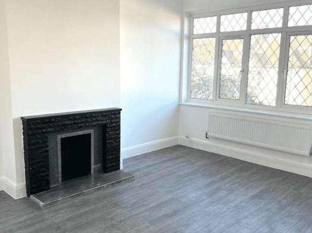 3 bed house to rent
