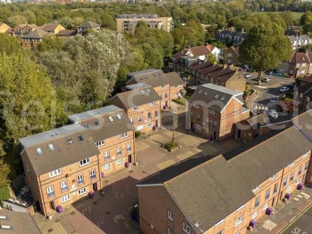 3 bed house to rent