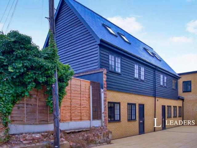 3 bed house to rent