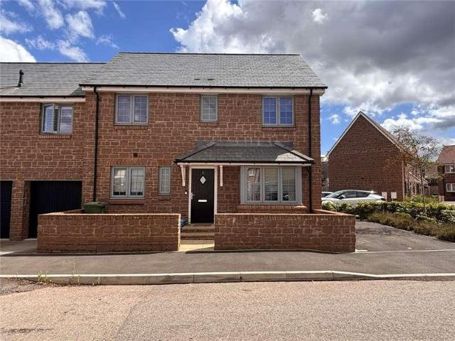 3 bed house to rent