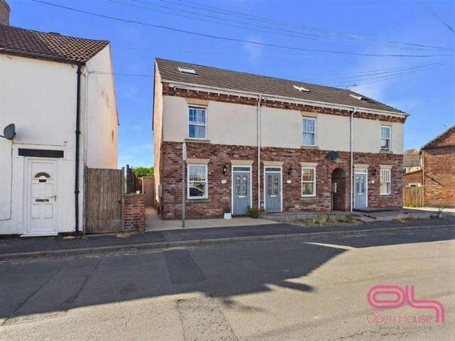 3 bed house to rent