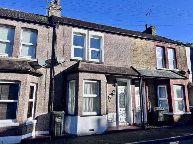 3 bed house to rent