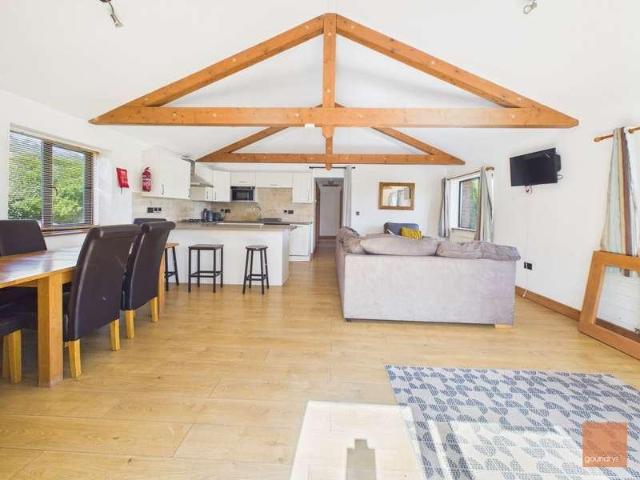 3 bed house to rent