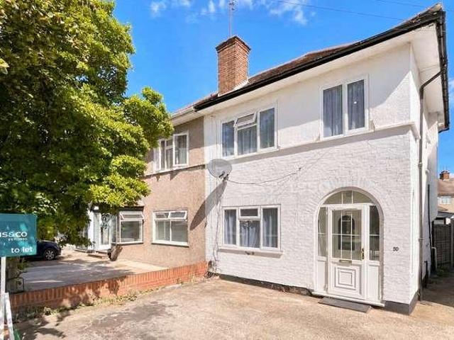 3 bed house to rent