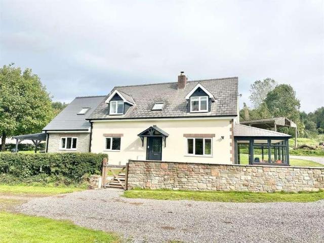 3 bed house to rent