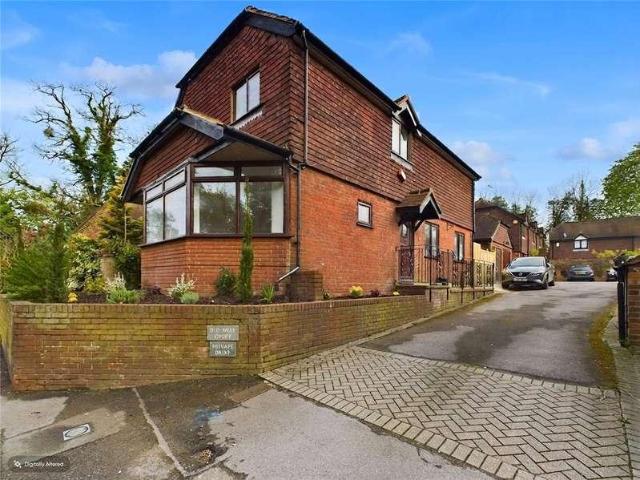 3 bed house to rent