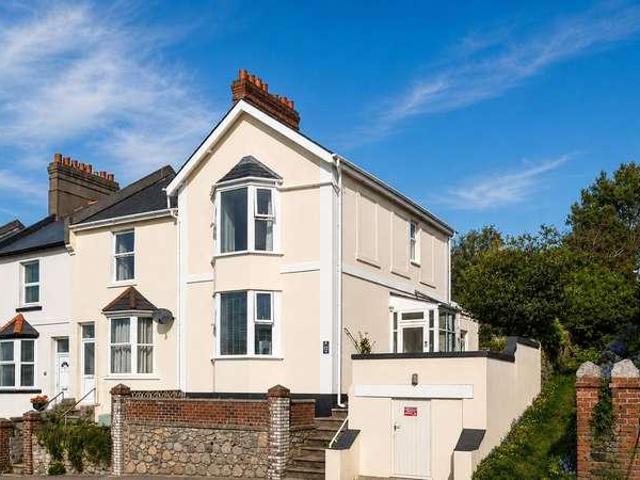 3 bed house to rent