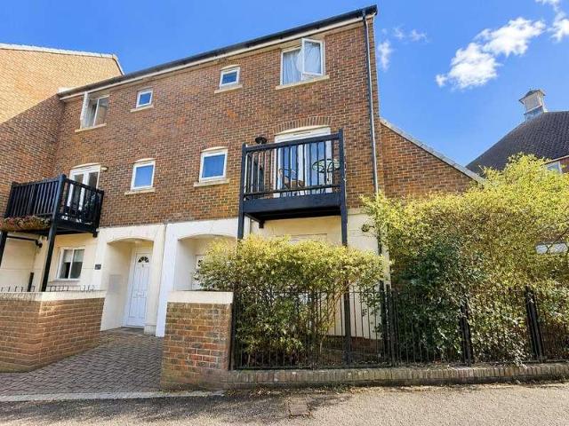 3 bed house to rent