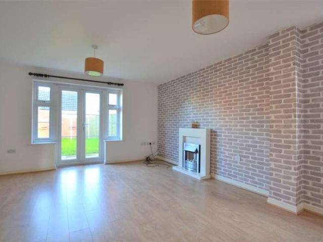 3 bed house to rent