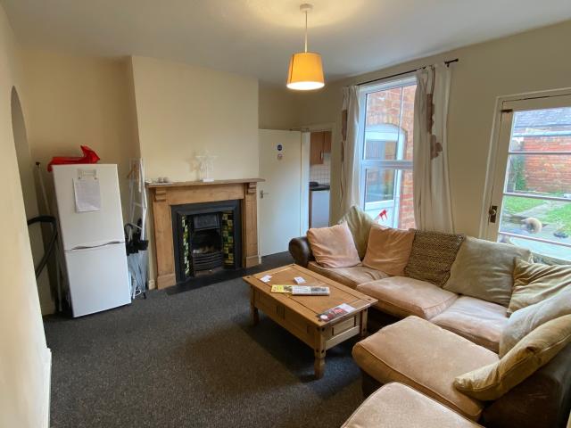 3 Bed House at Malvern Road, Worcester WR2 4LQ, United Kingdom