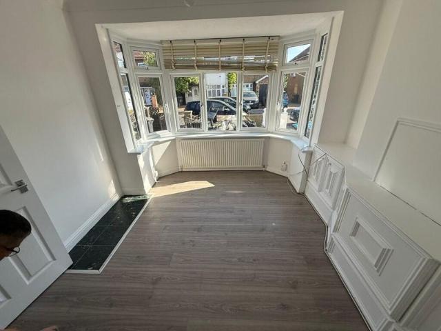 3 Bed House, Dining & Back Garden Near Edmonton