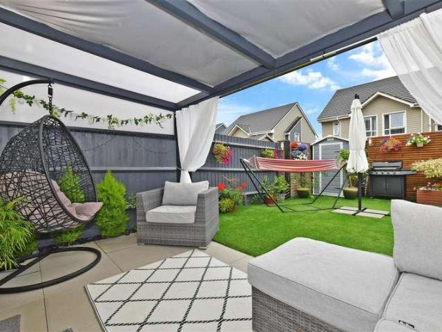 3 bed house for sale