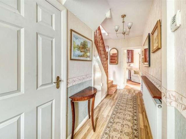 3 bed house for sale