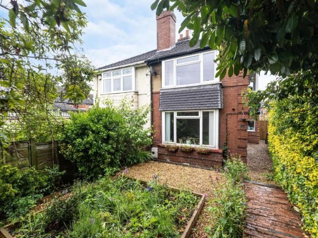 3 bed house for sale