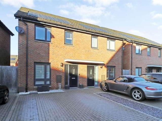 3 bed house for sale