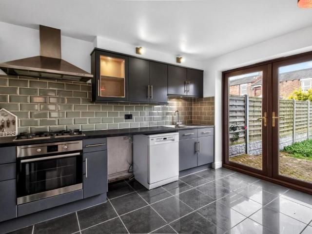 3 bed house for sale