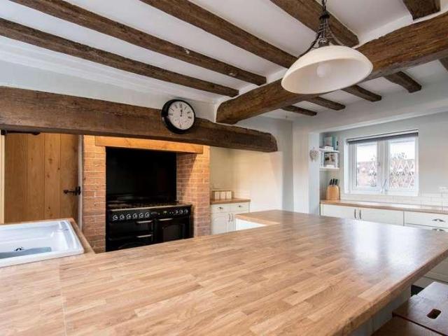 3 bed house for sale