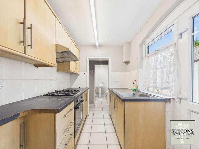 3 bed house for sale
