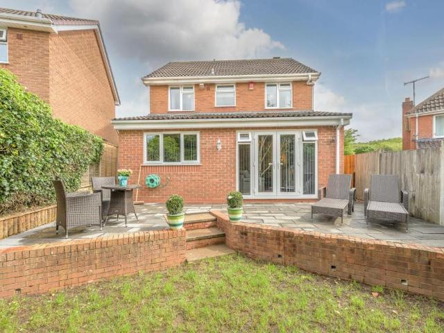 3 bed house for sale