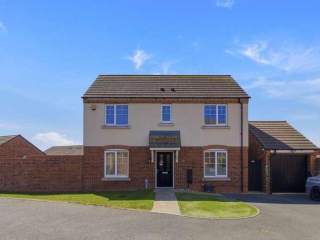 3 bed house for sale