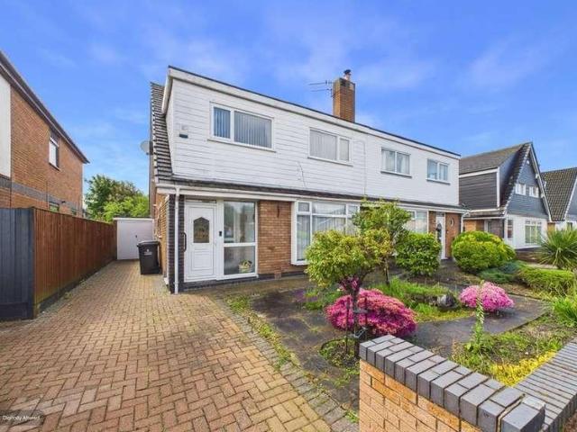 3 bed house for sale