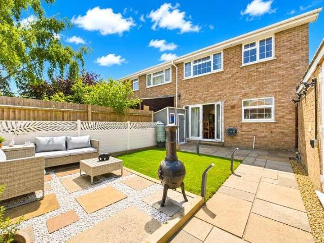 3 bed house for sale