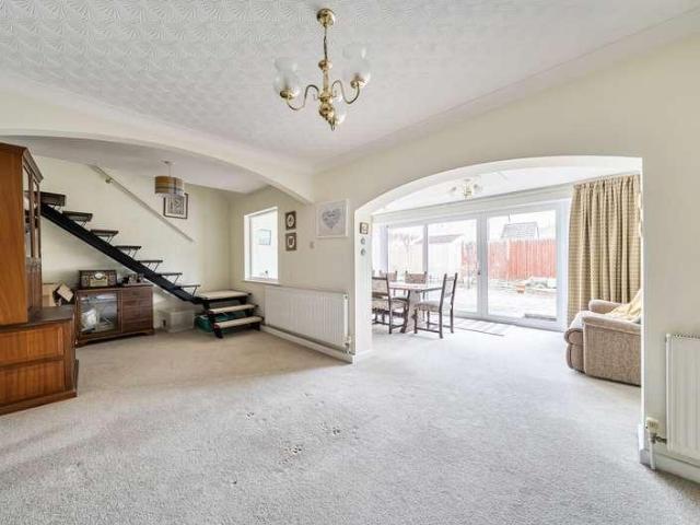 3 bed house for sale