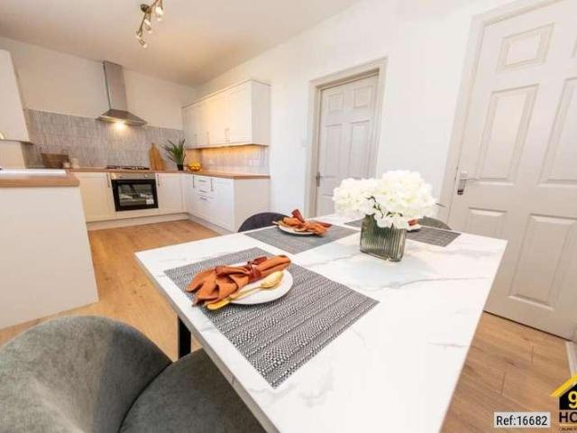 3 bed house for sale