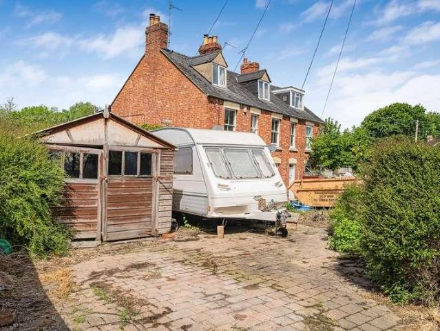 3 bed house for sale