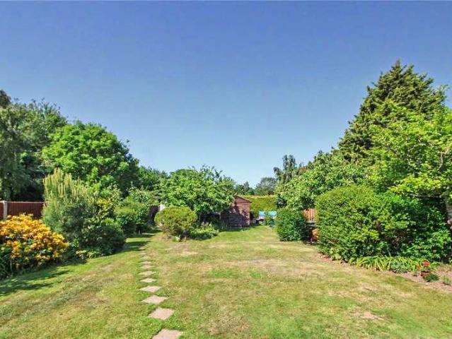 3 bed house for sale