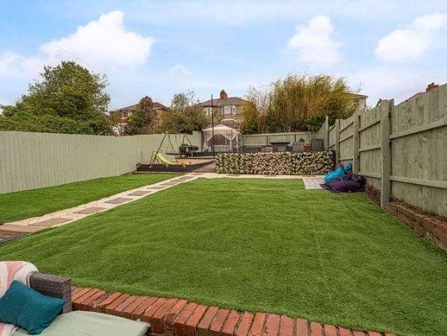 3 bed house for sale