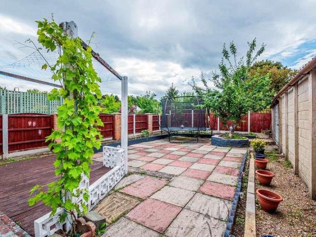 3 bed house for sale