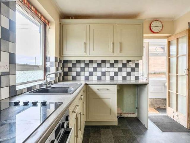 3 bed house for sale