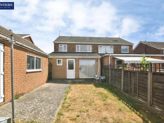 3 bed house for sale
