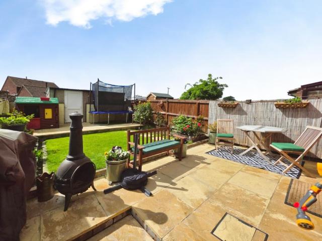 3 bed house for sale