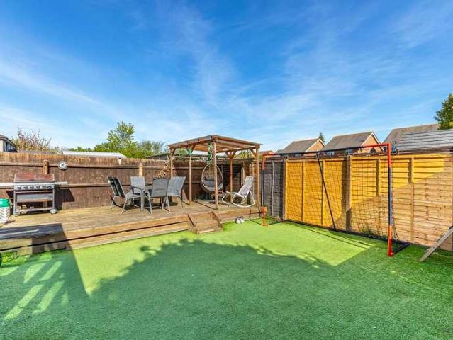 3 bed house for sale