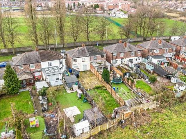 3 bed house for sale