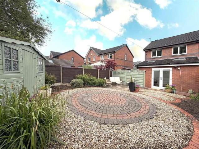 3 bed house for sale