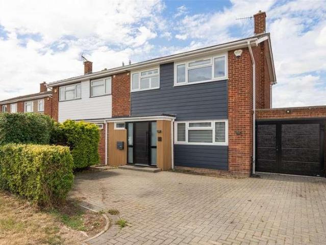 3 bed house for sale