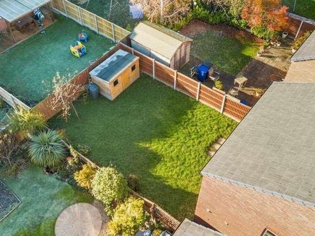 3 bed house for sale