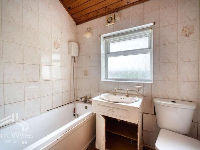 3 bed house for sale