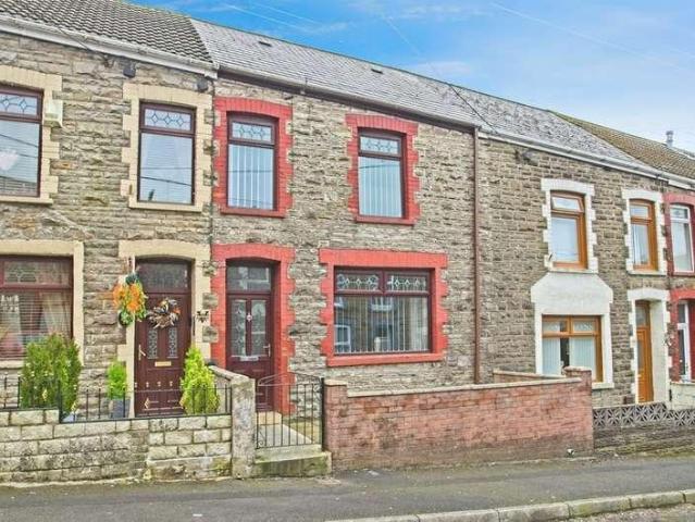 3 bed house for sale