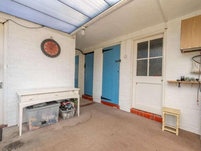 3 bed house for sale