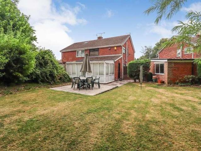 3 bed house for sale